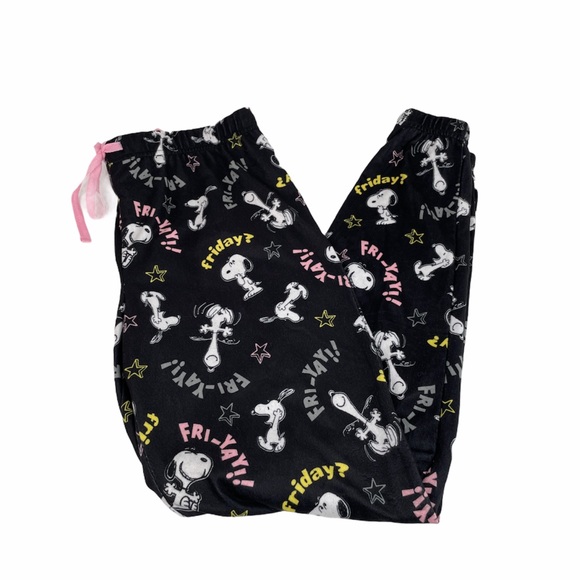 Peanuts | Intimates & Sleepwear | Peanuts Snoopy Friday Friyay Pajama ...